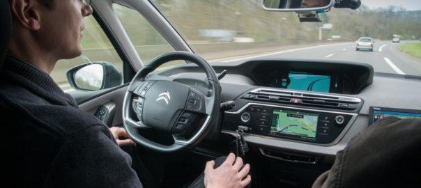 PSA Groupが300kmもの自動運転に成功。2020年までにシステムの完全化を目指す | Think IT（シンクイット）